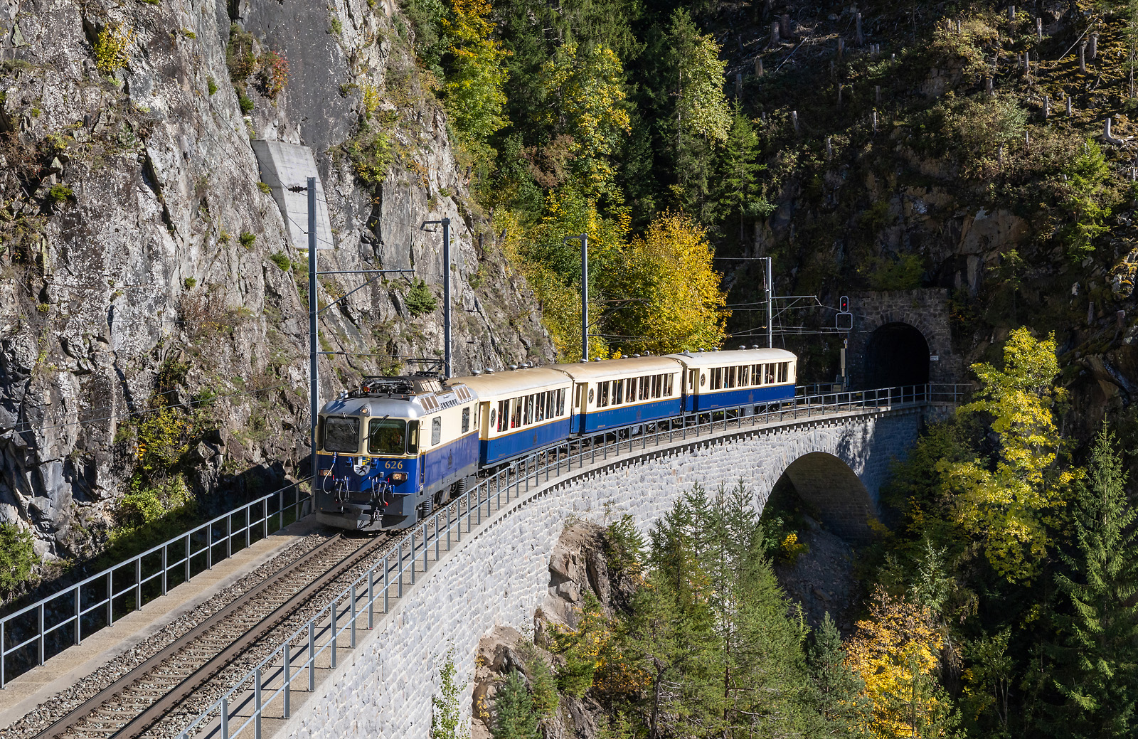 Albula Pullman Express: Highlights, Strecke & Geheimtipps | MANU Touristik